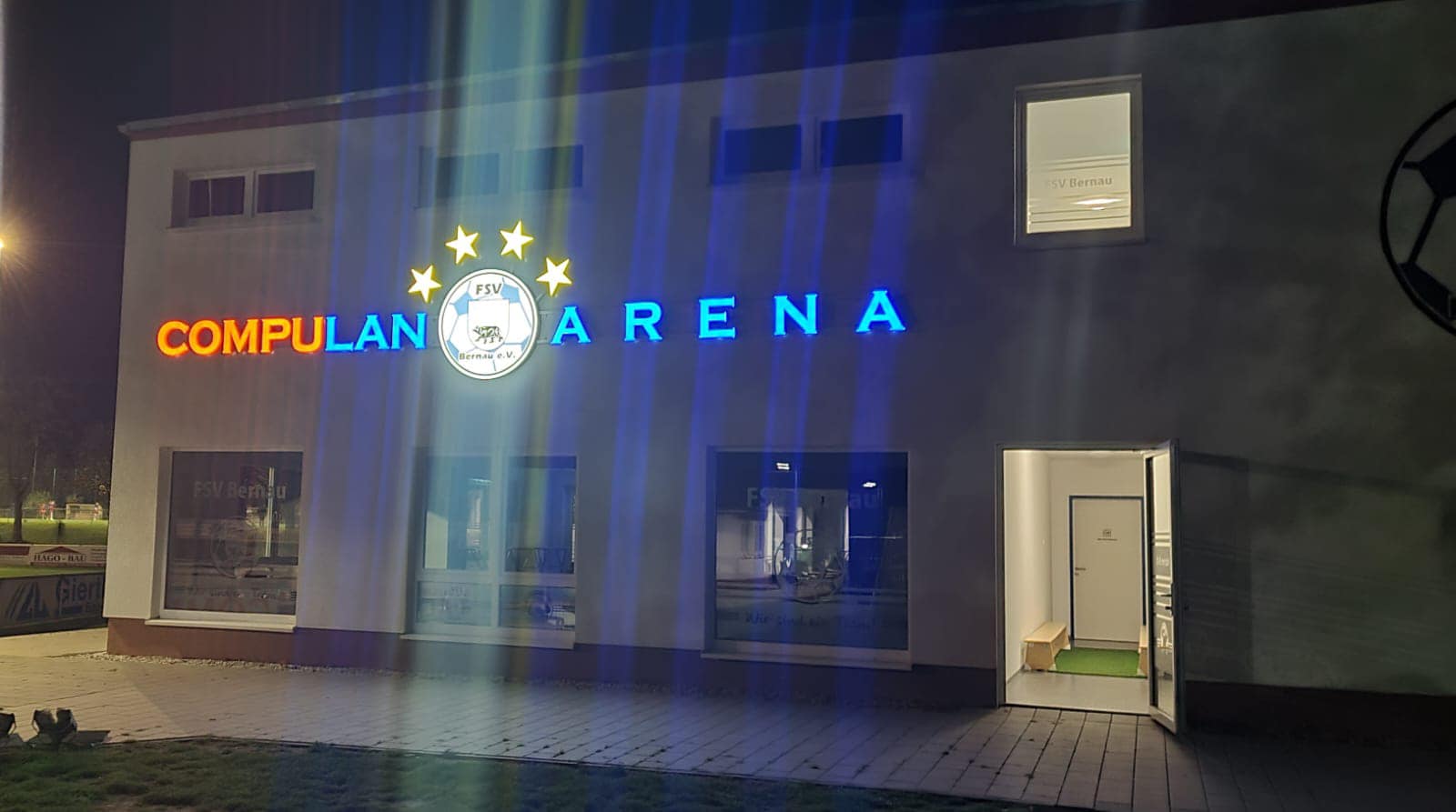 AUS "REHBERGE" WIRD DIE"COMPULAN-ARENA" | FSV Bernau e.V.